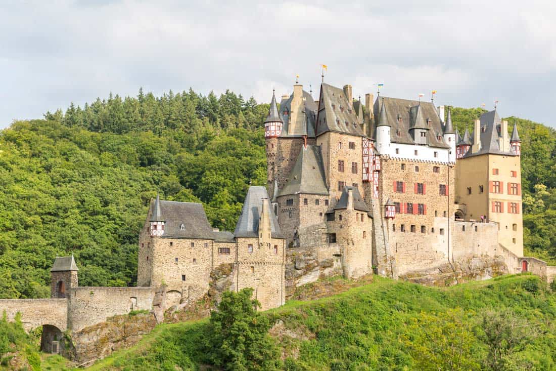 The Country with the Most Castles in the World - Best 8 - Mindful ...