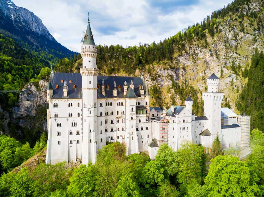 The Country with the Most Castles in the World - Best 8 - Mindful ...