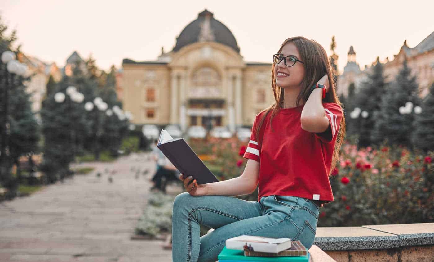 7 Tips To Combine Traveling And Studying - Mindful Travel Experiences